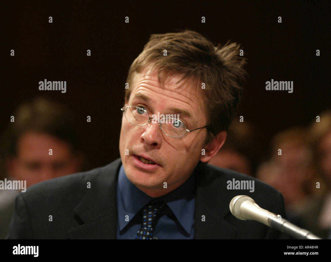 Michael j fox parkinsons hi-res stock photography and images - Alamy
