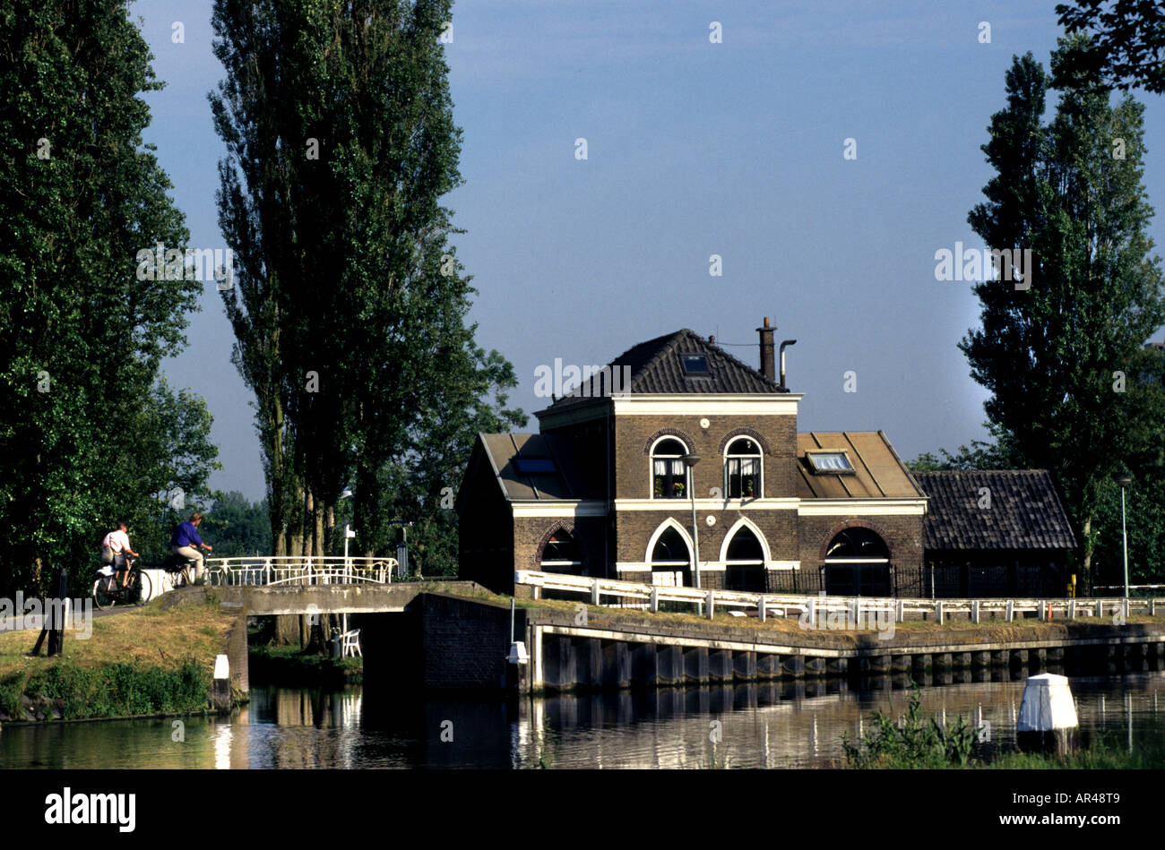 Netherlands Holland dike house near delft Stock Photo - Alamy