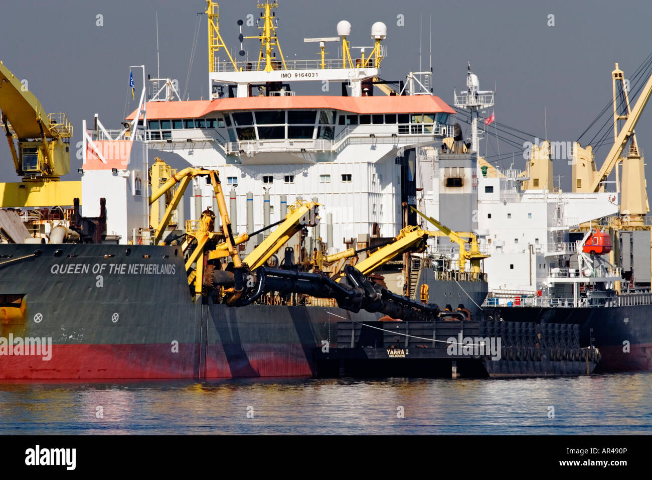 Dredging port docks hi-res stock photography and images - Alamy