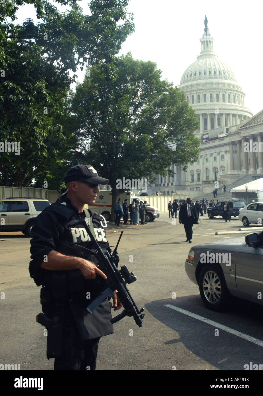 Us capitol police officer hi-res stock photography and images - Alamy