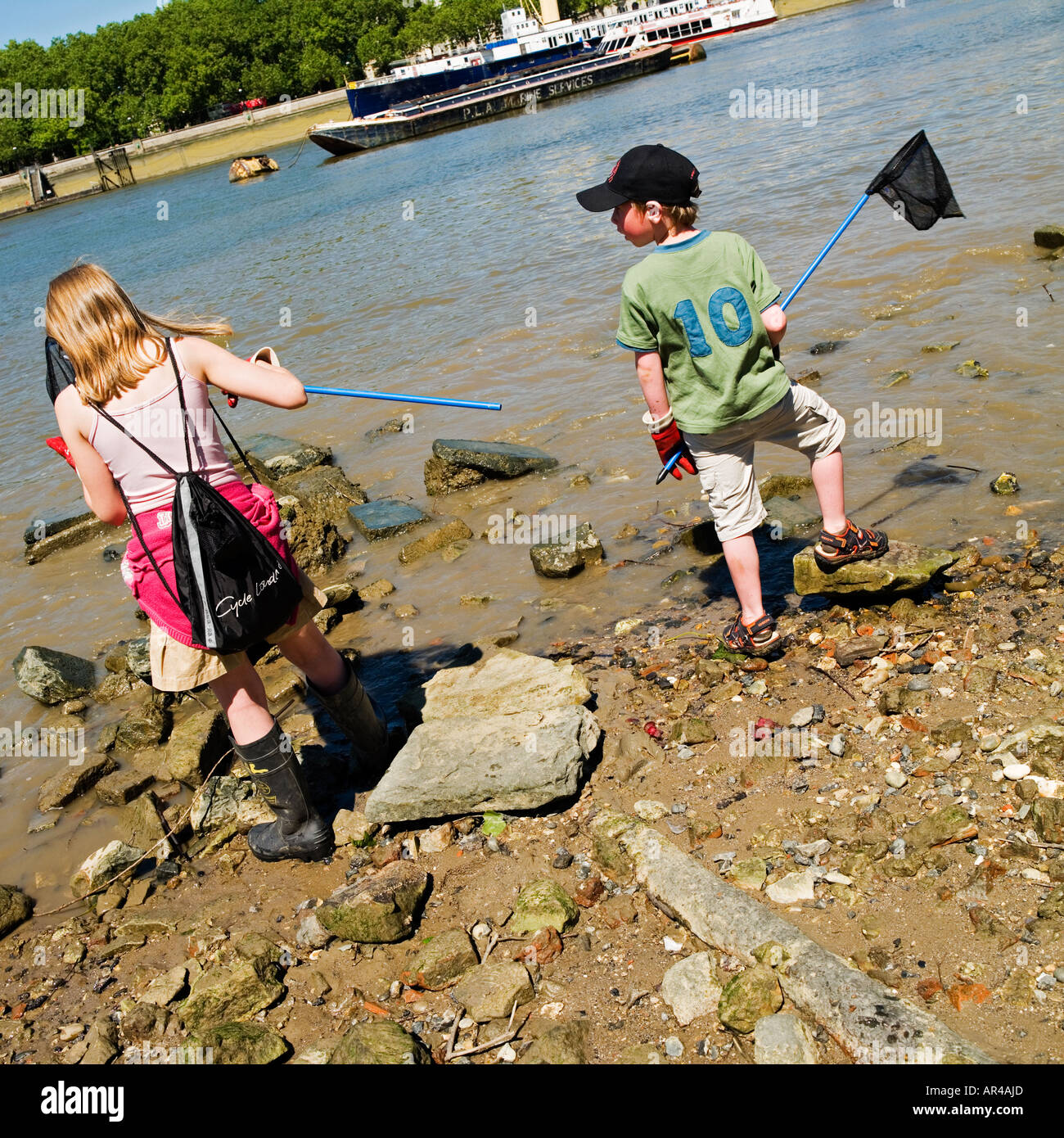 Mudlarking kids hi-res stock photography and images - Alamy