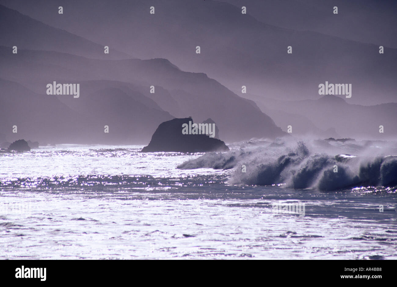 California surf wave hi-res stock photography and images - Alamy