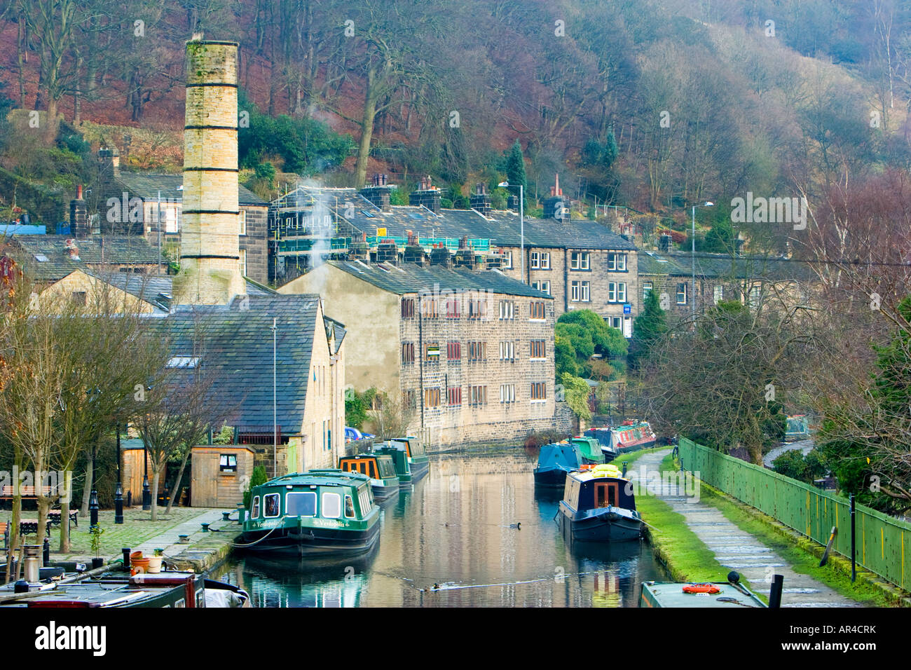 Calderdale travel hi-res stock photography and images - Alamy