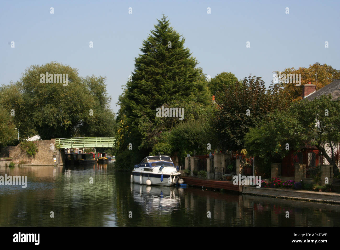 Broxbourne river lea hi-res stock photography and images - Alamy