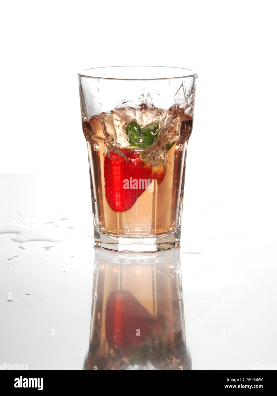 Dropping point hi-res stock photography and images - Alamy