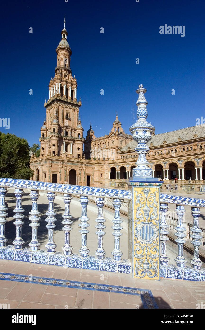 Detail of a ceramic balustrade, Plaza de Espana, Seville, Spain Stock ...