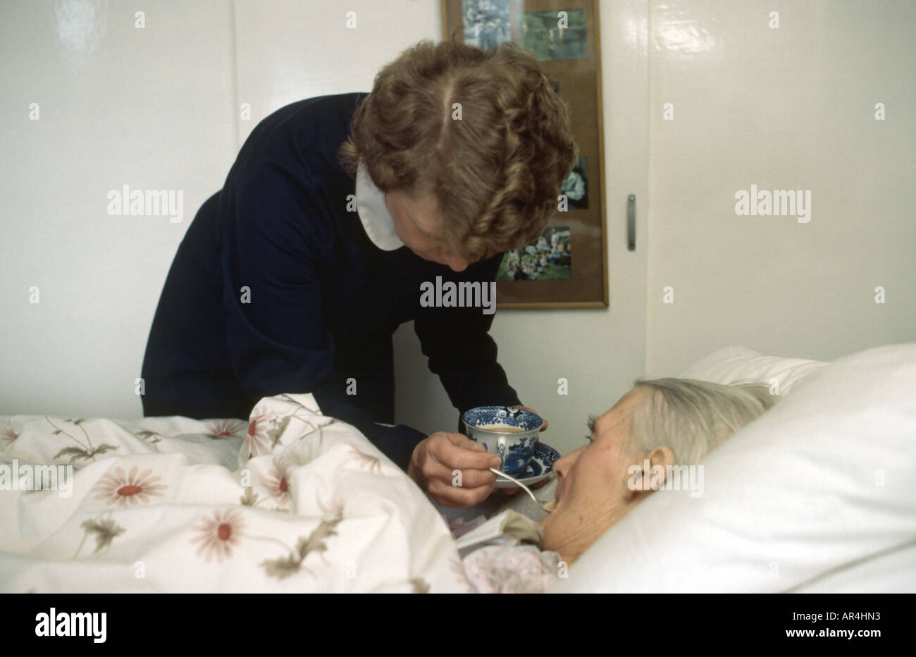 Home care nurse visit dying hi-res stock photography and images - Alamy