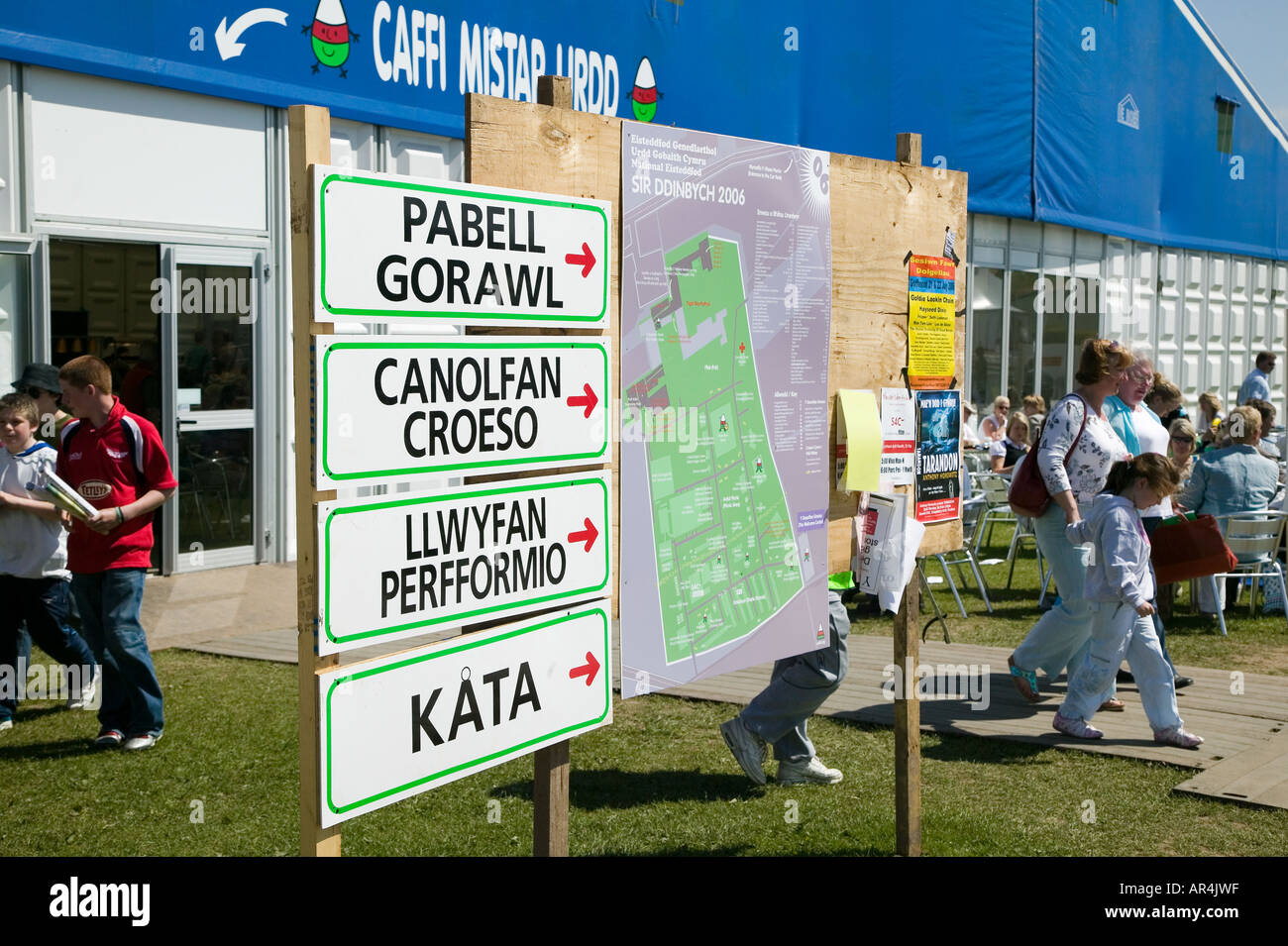 Sign Urdd Eisteddfod Festival and Events Lifestyle Wales Stock Photo ...