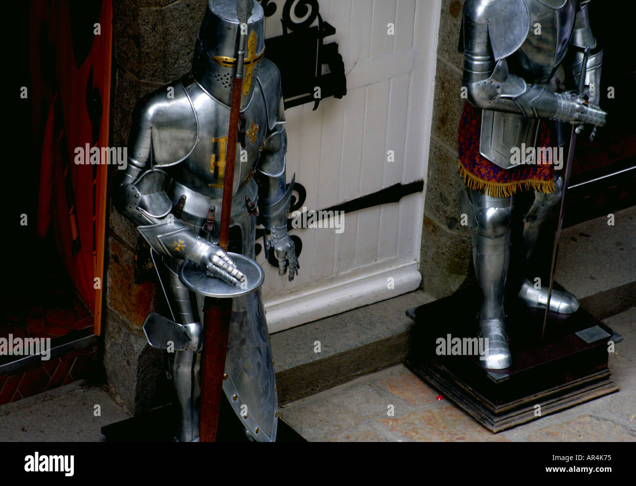 Armour clad hi-res stock photography and images - Alamy