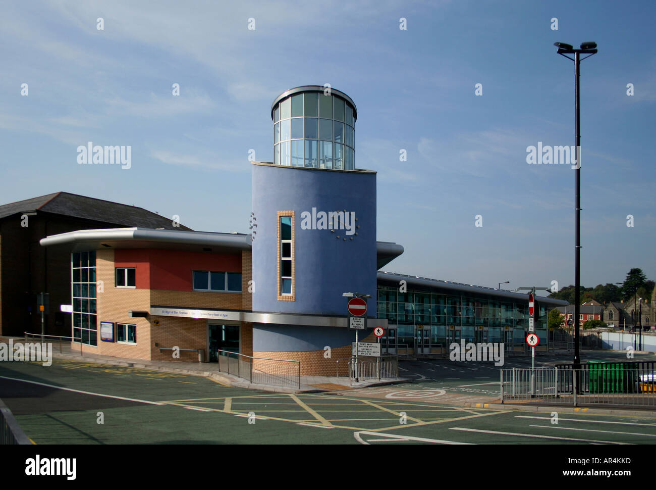 Bridgend bus station hi-res stock photography and images - Alamy