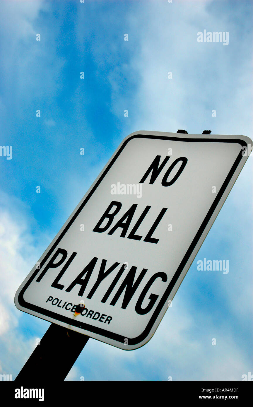 Cleveland parking sign hi-res stock photography and images - Alamy