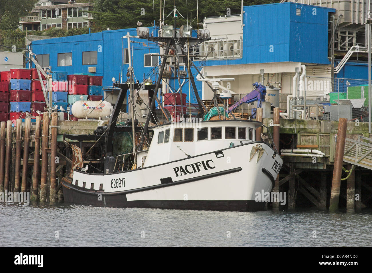 Commercial fishing boat unloading at dock in Newport Oregon 2005 Stock ...
