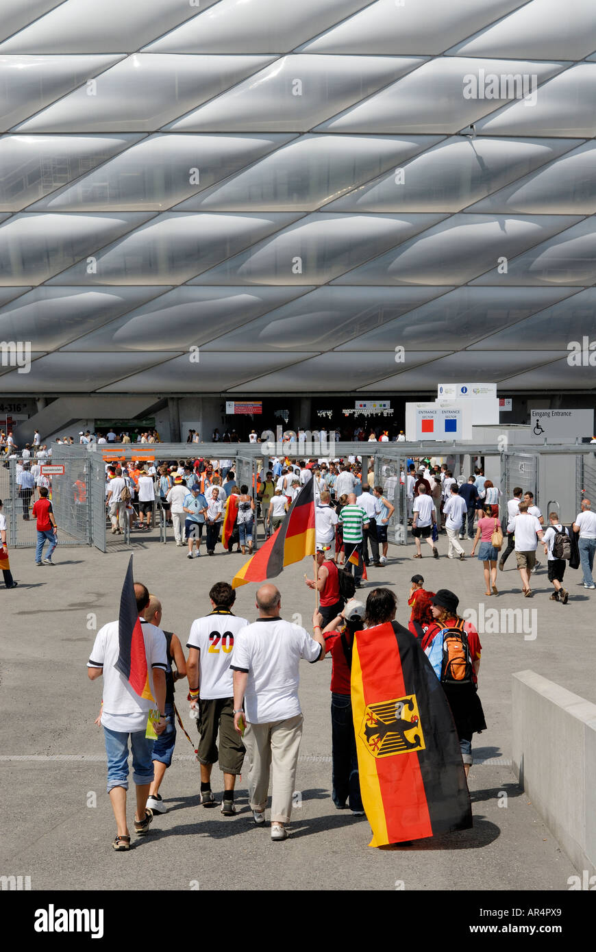 German football fans in munich hi-res stock photography and images - Alamy