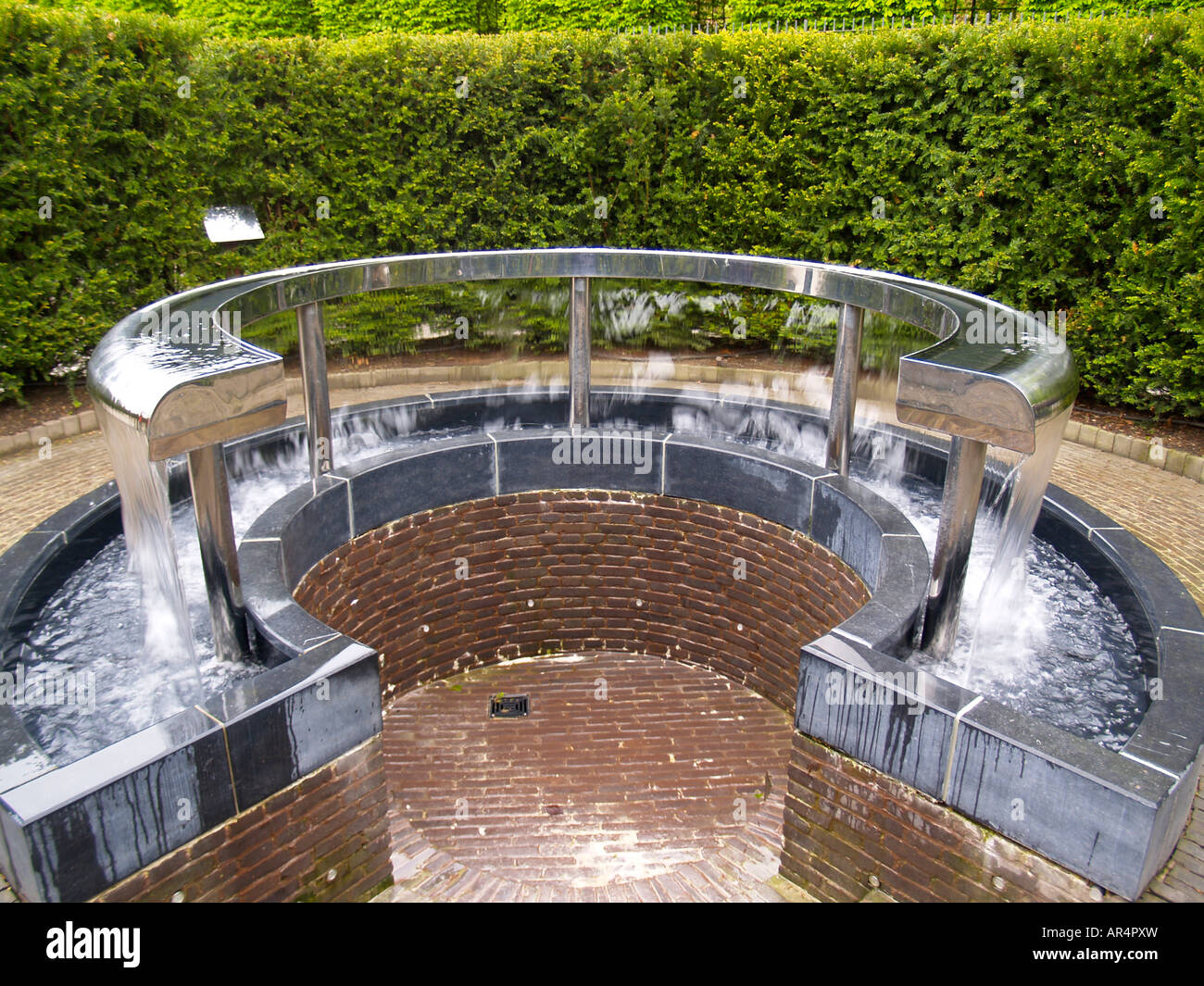 Circular water feature creating circular hi-res stock photography and ...