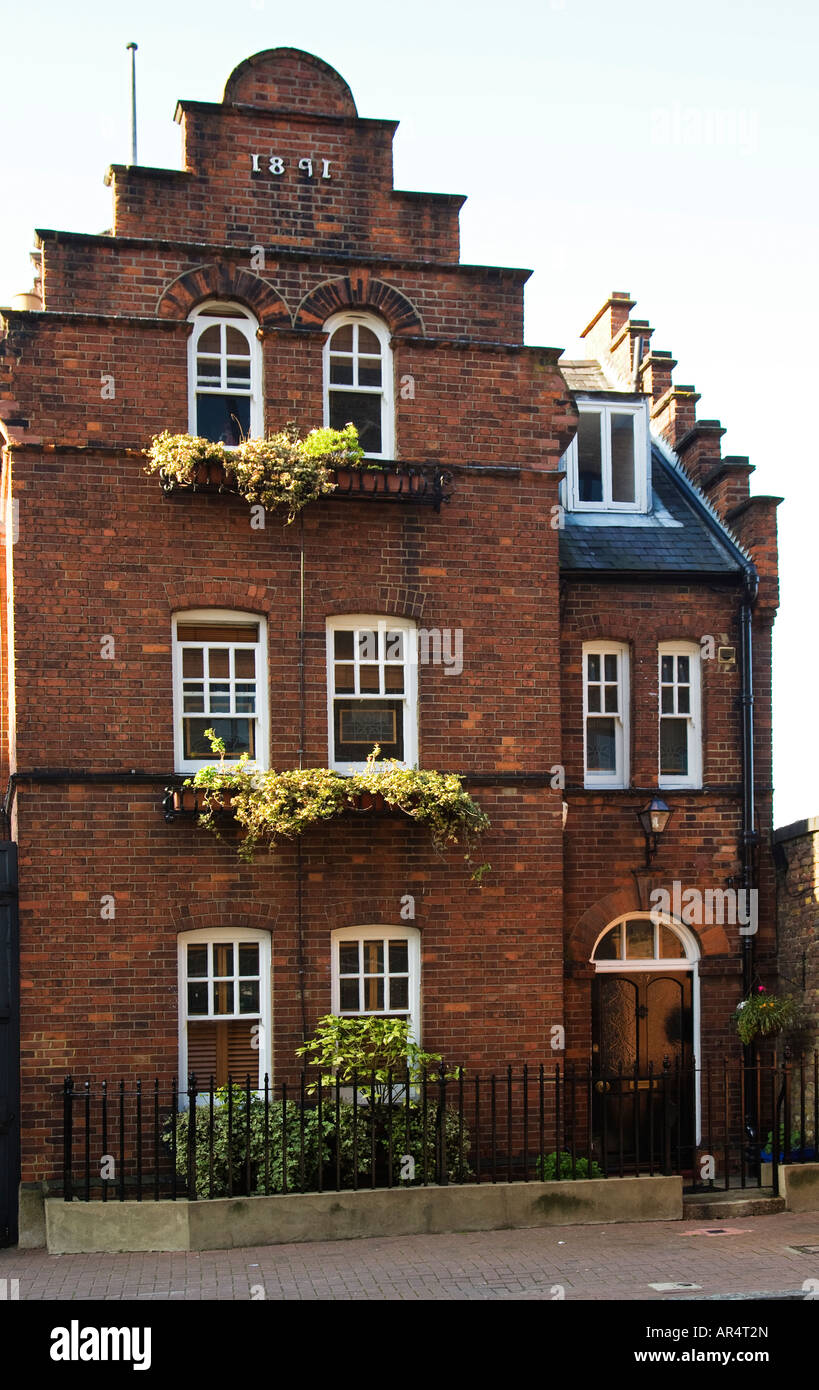 Wapping hydraulic pumping station hi-res stock photography and images ...