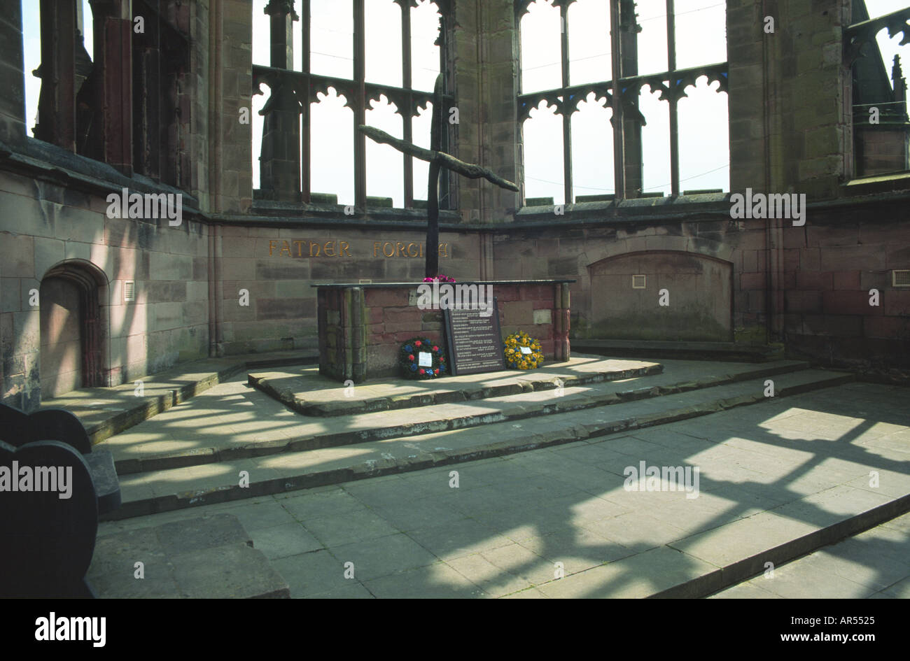 Coventry cathedral cross hi-res stock photography and images - Alamy