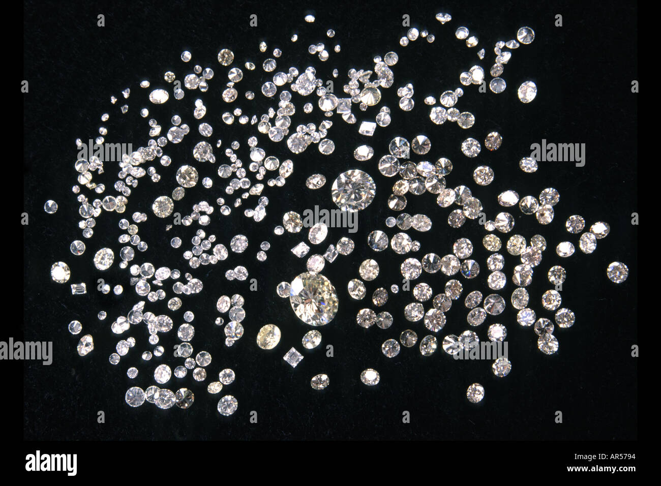 Natural cut diamond hi-res stock photography and images - Alamy