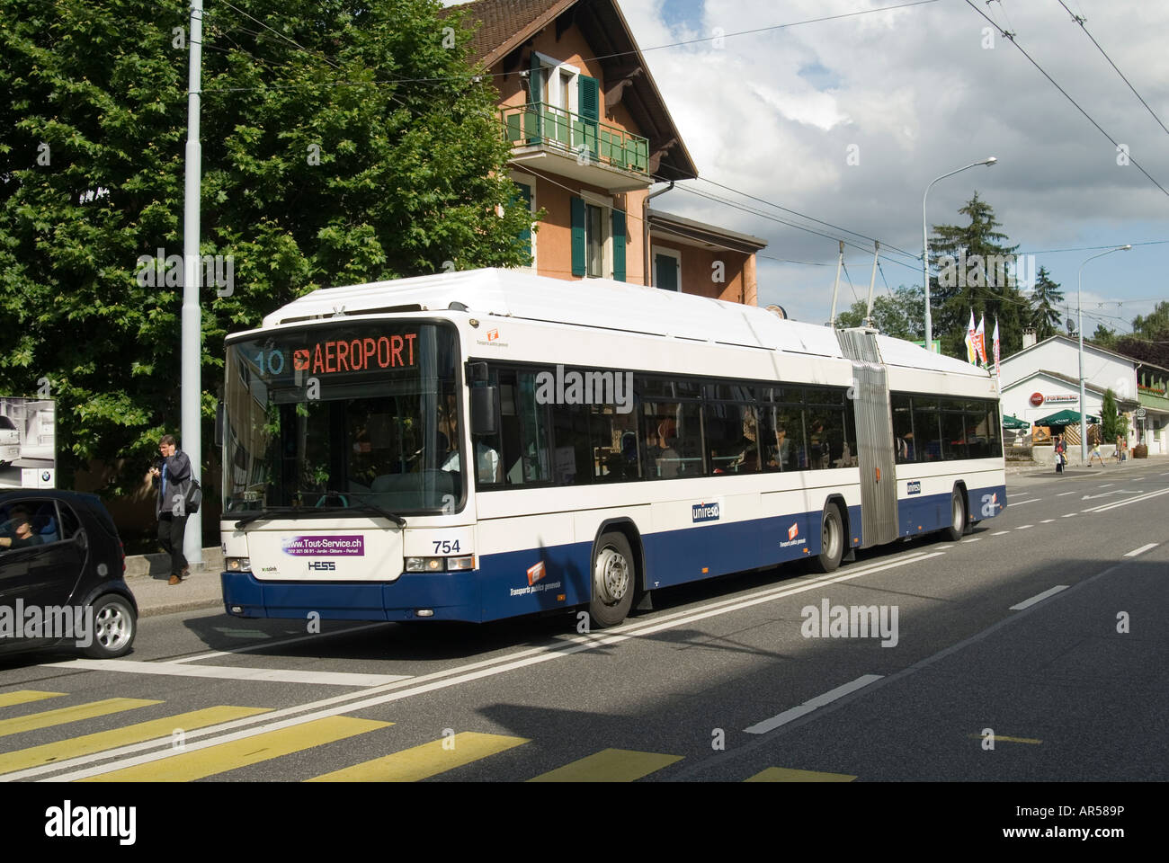 Electric trolley buses hi-res stock photography and images - Alamy