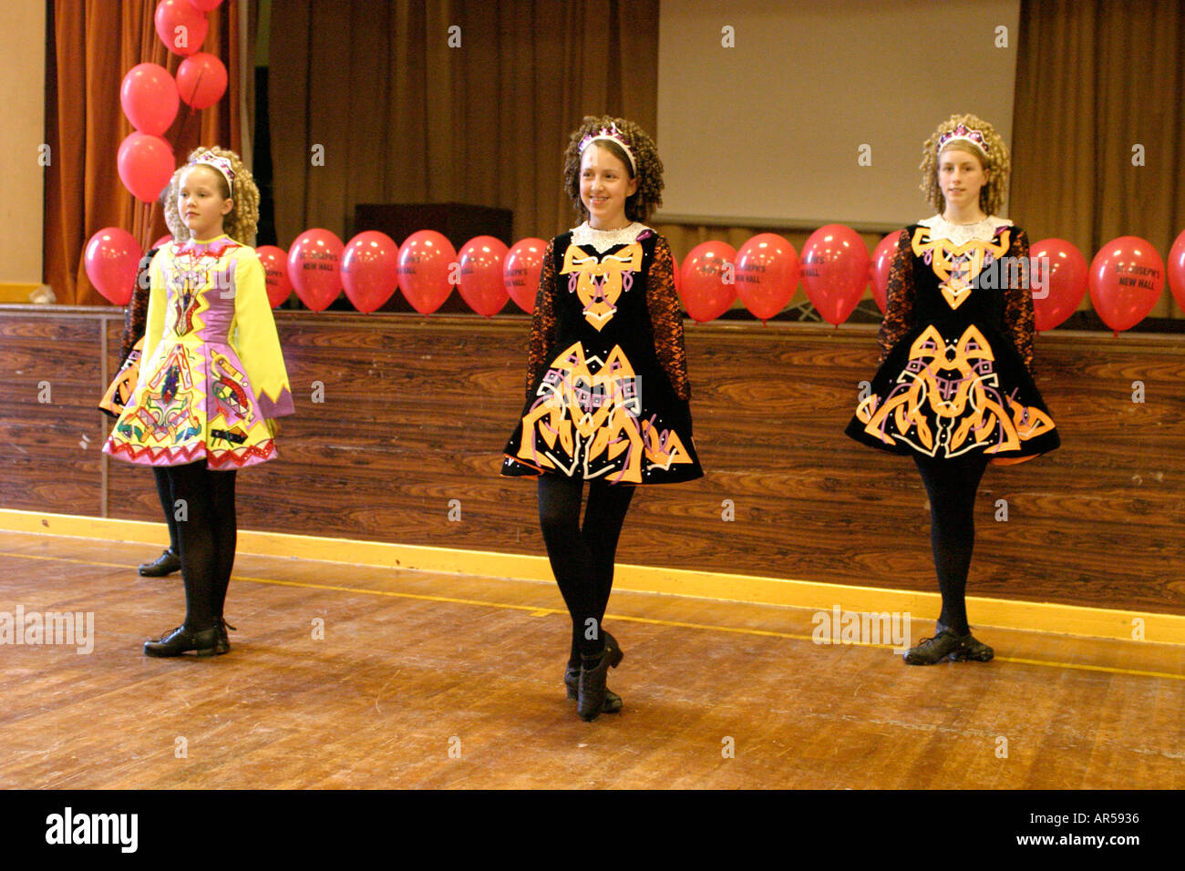 Irish dance school hi-res stock photography and images - Alamy