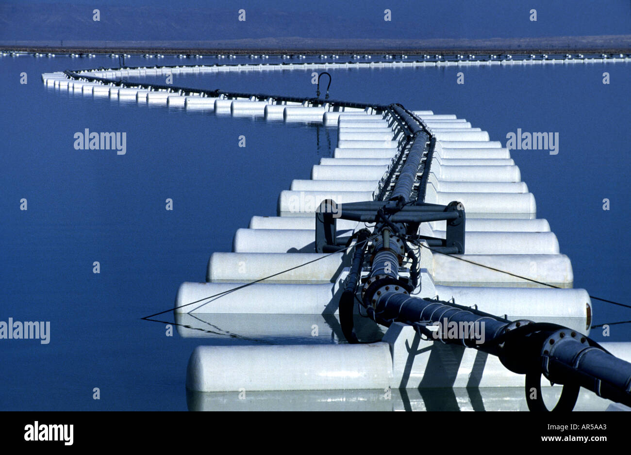 Floating pipeline on fiberglass pontoons transports slurry at Potash ...