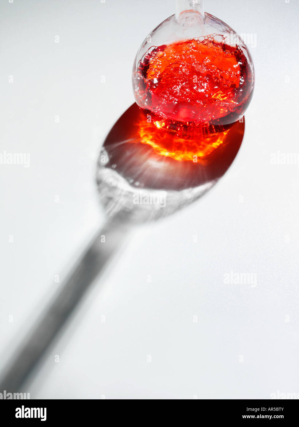 Red liquid glass hi-res stock photography and images - Alamy