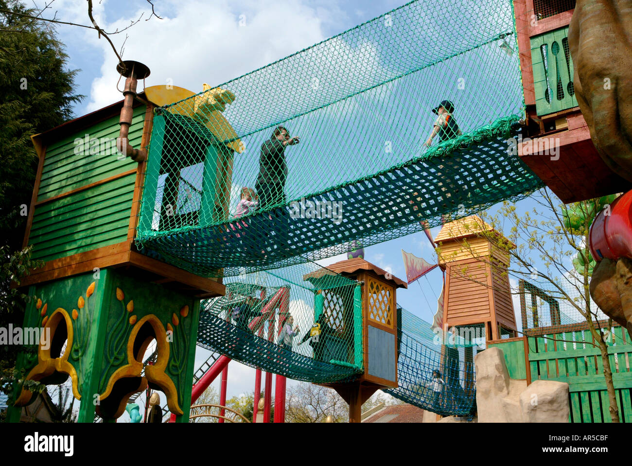 Land of the Dragons attraction at Chessington World Of Adventures ...