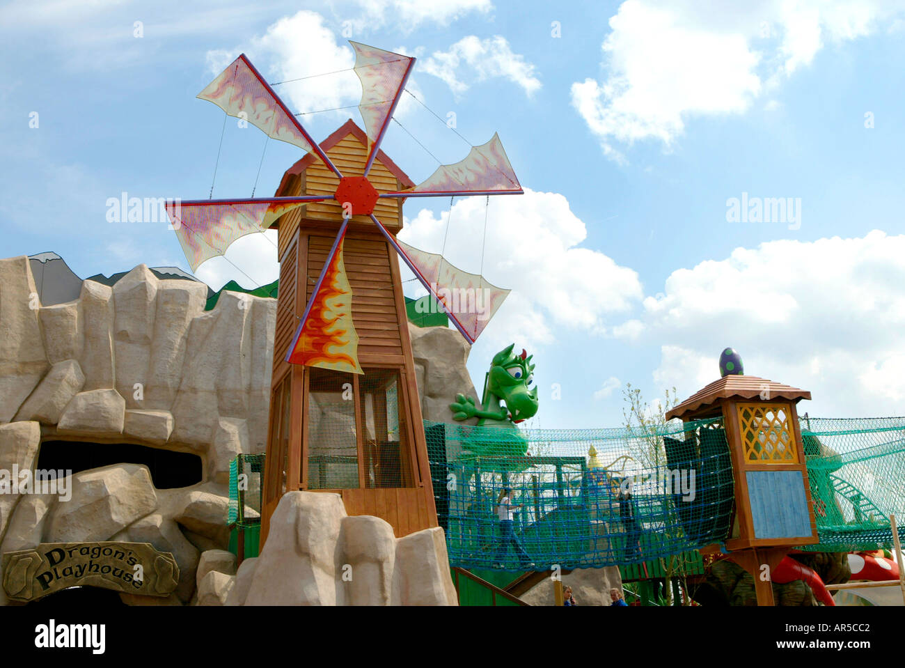 Land of the Dragons attraction at Chessington World Of Adventures ...