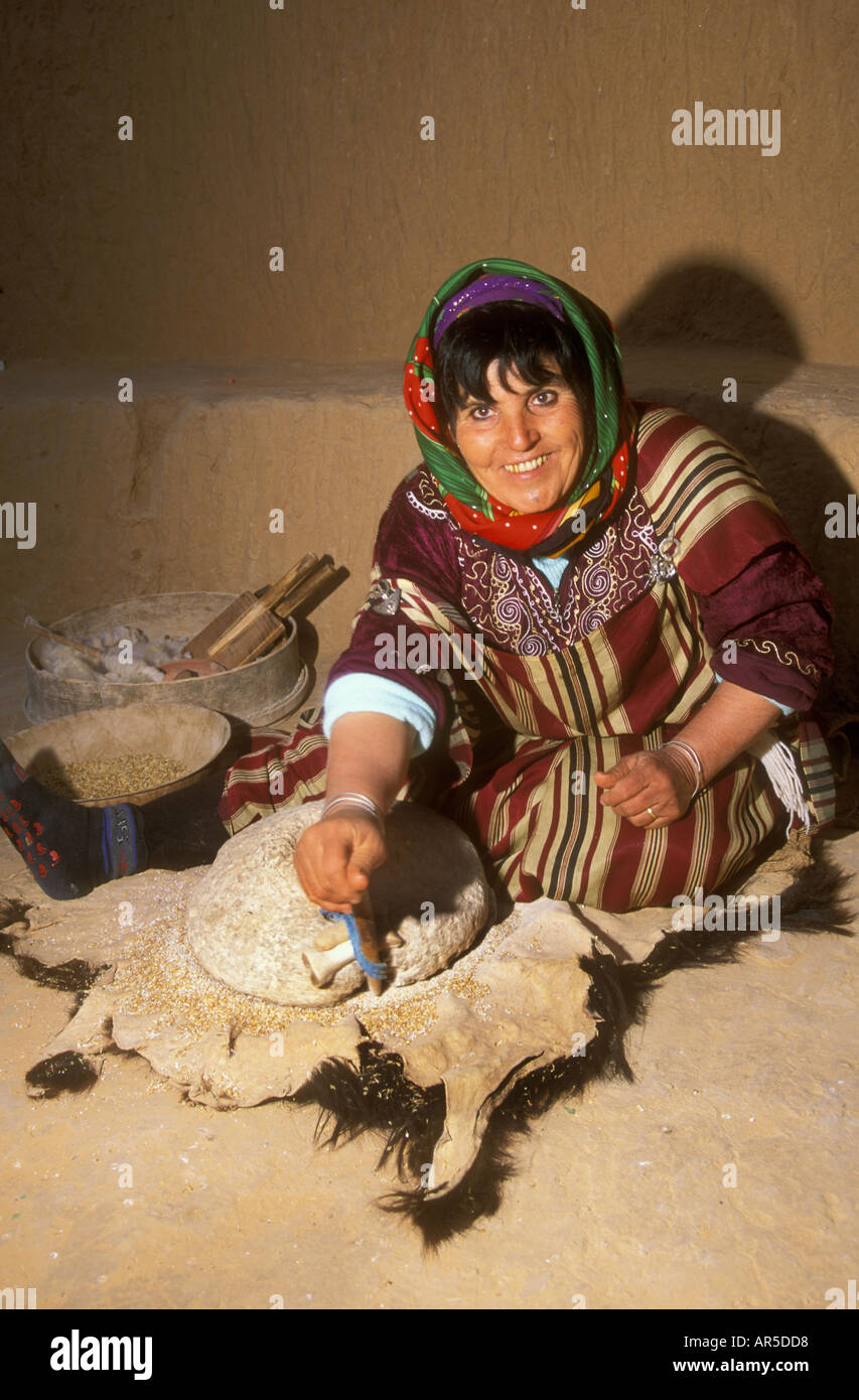 Hand grinding corn hi-res stock photography and images - Alamy