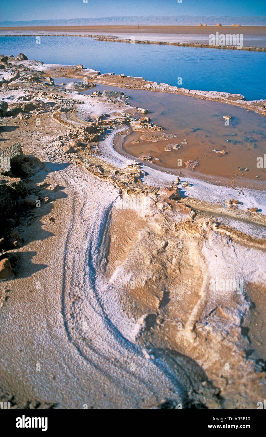 Salt pan Chott el Jerid Tunisia Stock Photo - Alamy