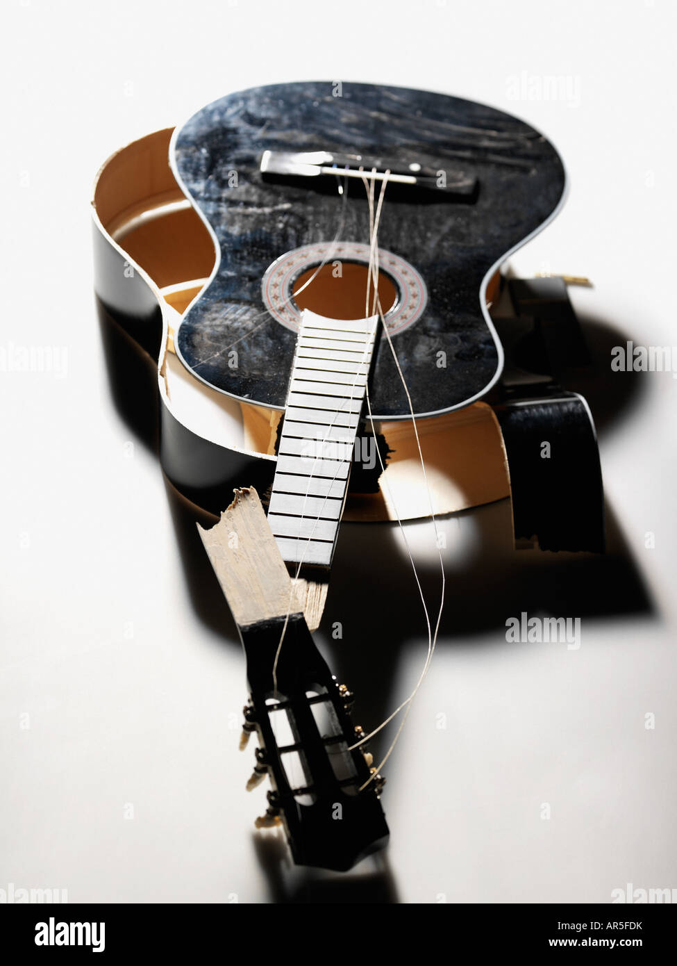Smashed guitar hi-res stock photography and images - Alamy