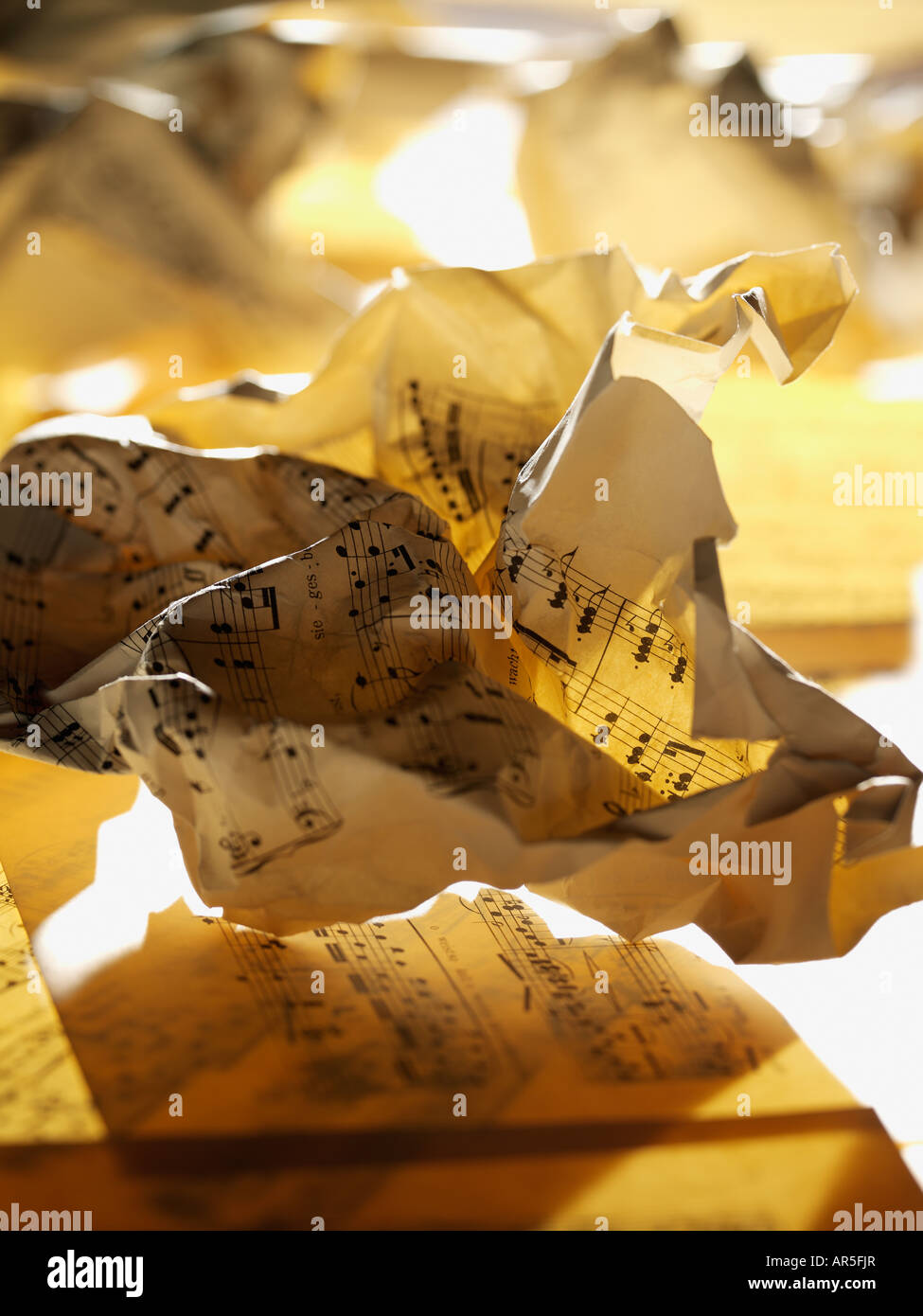 Messy sheet music hi-res stock photography and images - Alamy