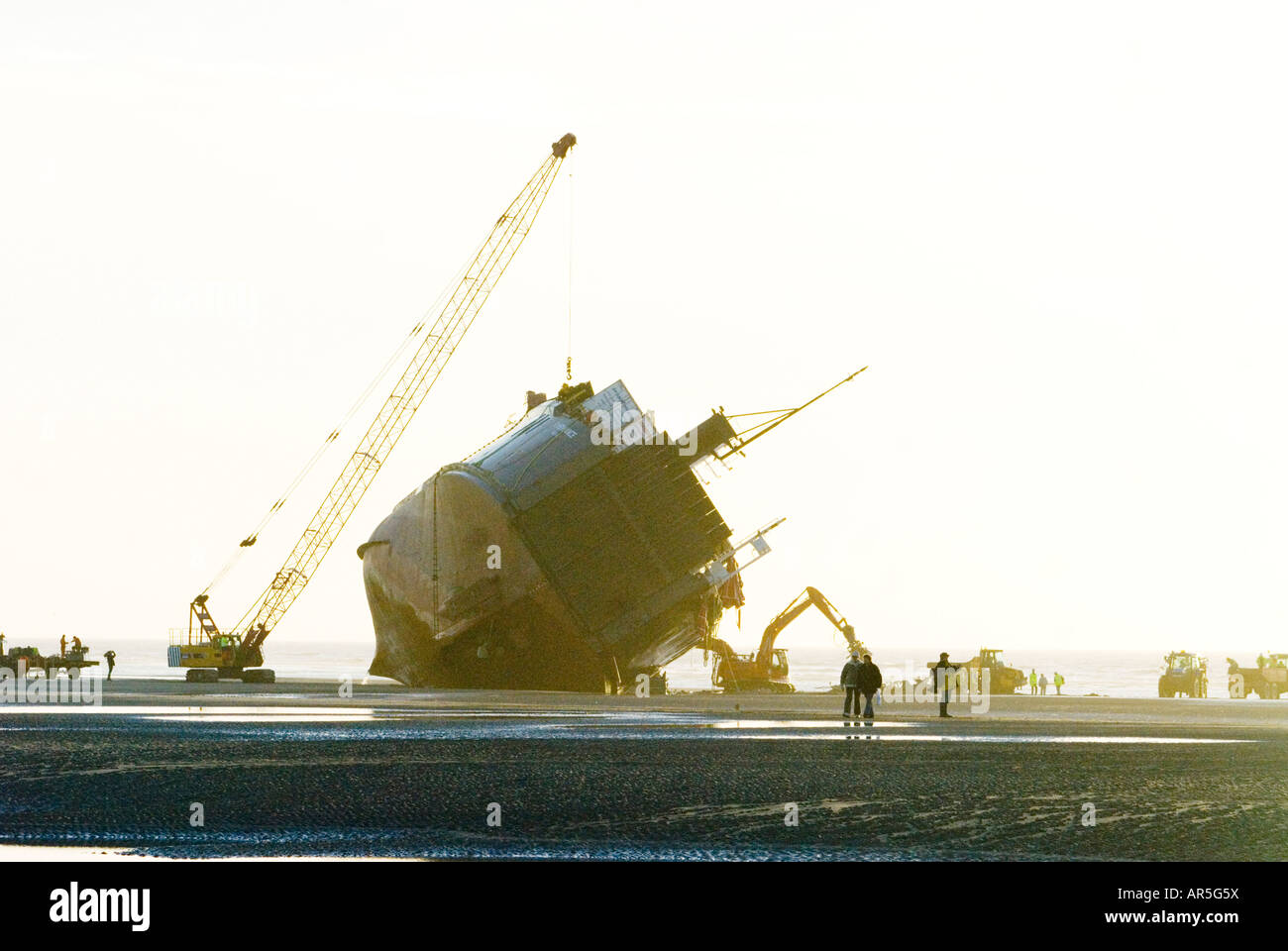 Grounded ship hi-res stock photography and images - Alamy