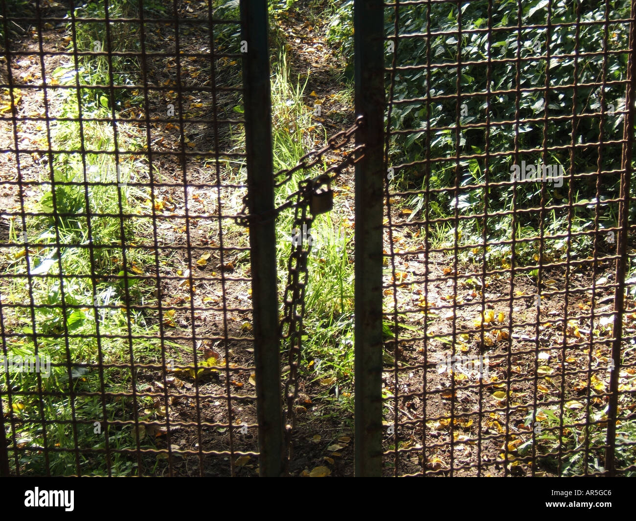 locked gate on private country road Stock Photo - Alamy