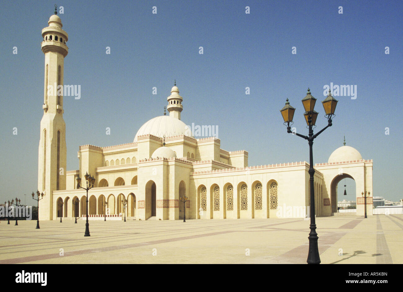 Al fateh mosque manama Stock Photo - Alamy