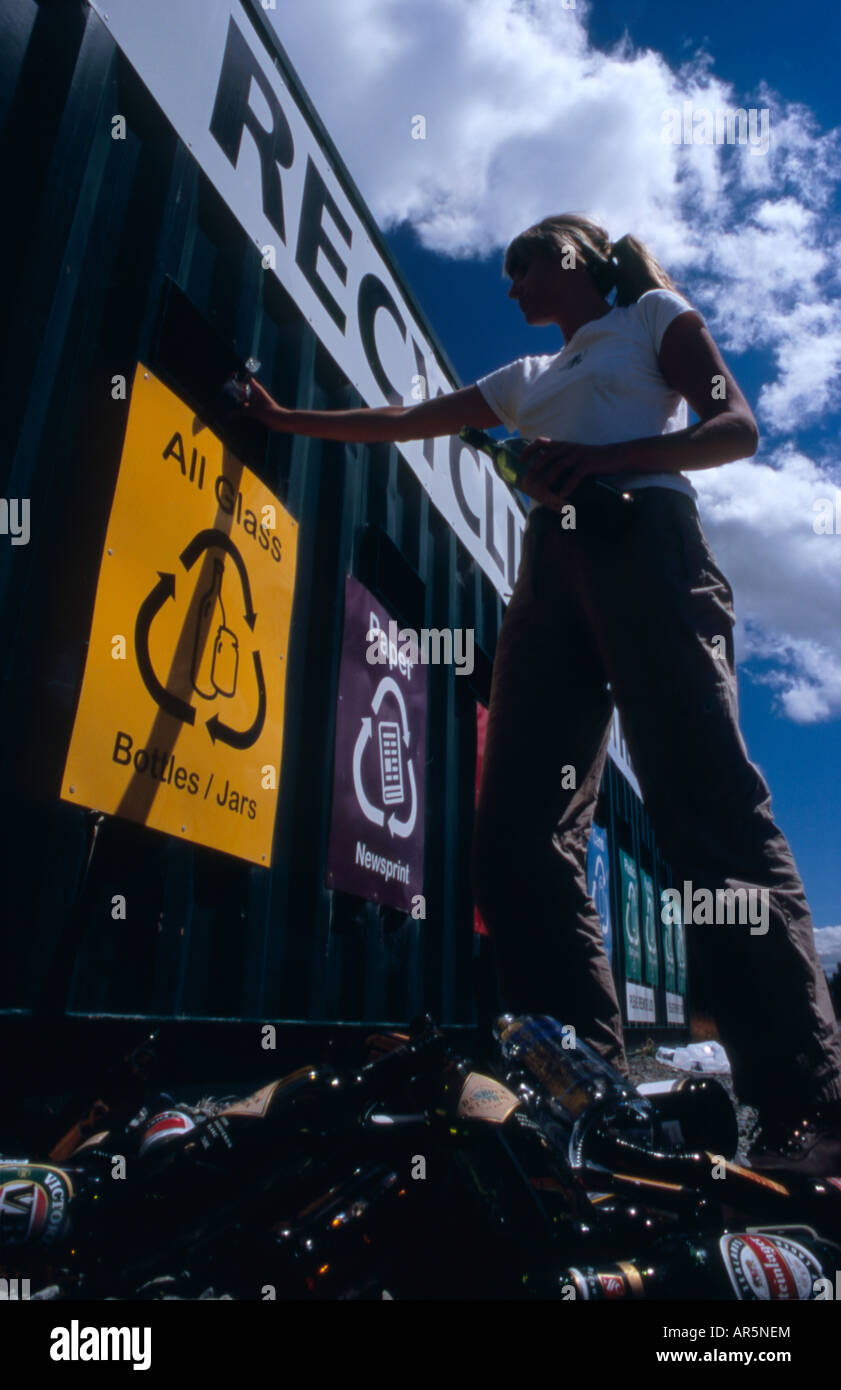Waste recycling station street hi-res stock photography and images - Alamy