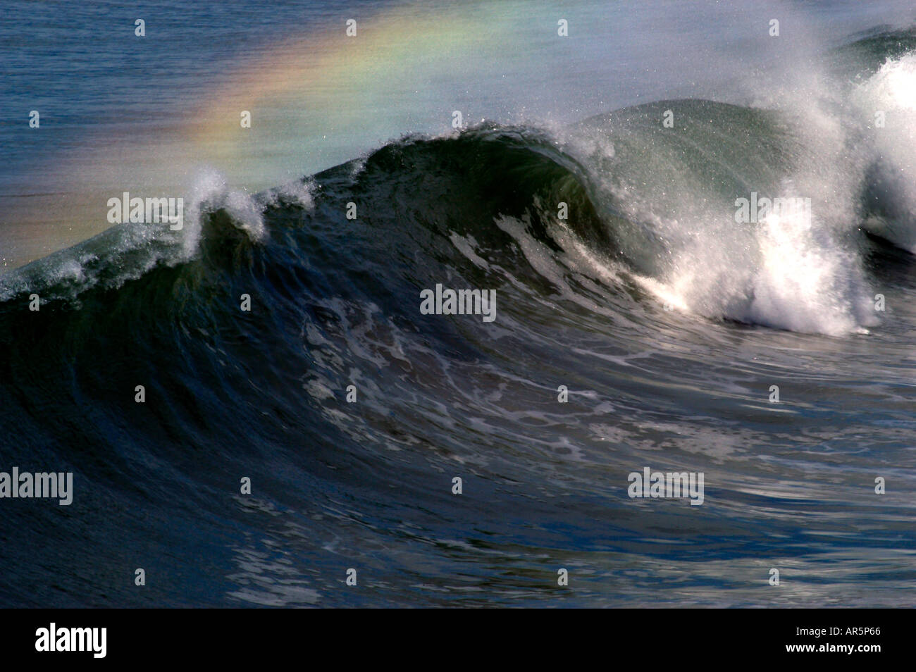 Rainbow moving horizontal waves hi-res stock photography and images - Alamy