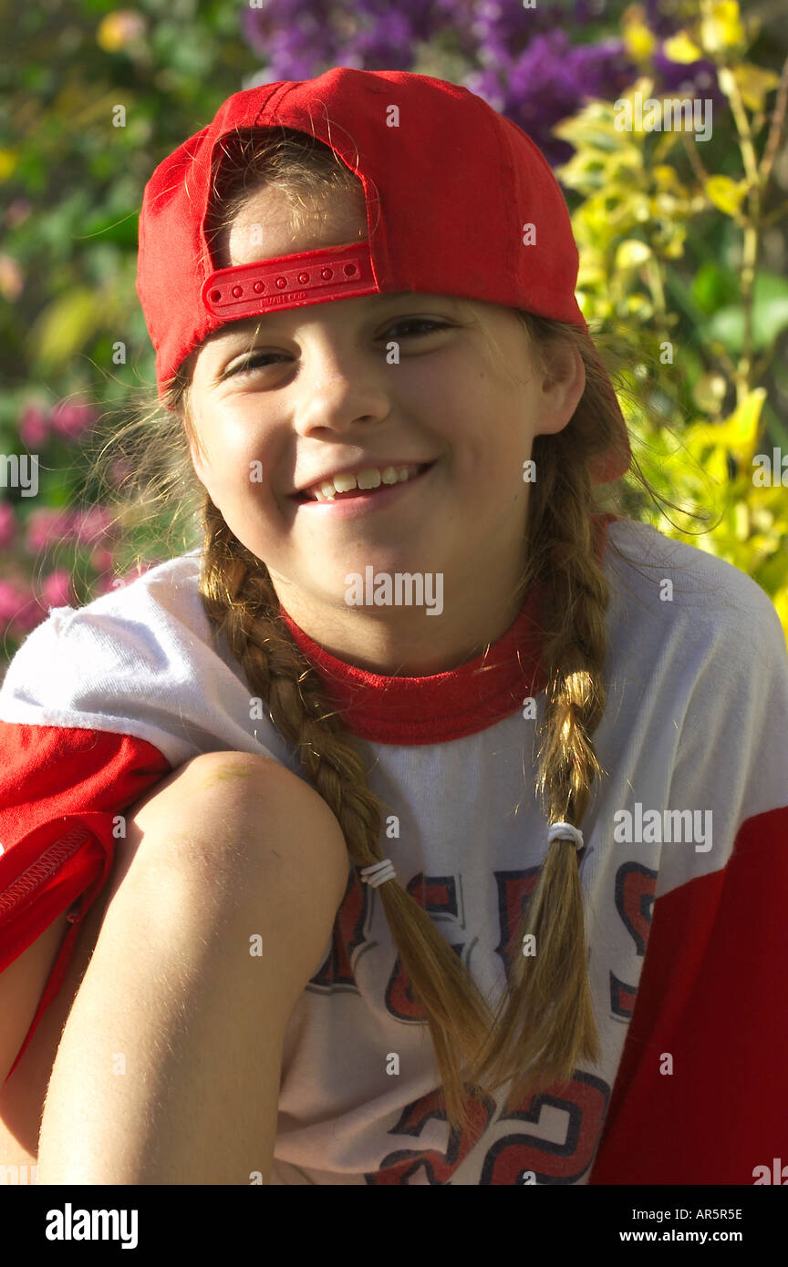 Girl red baseball cap hi-res stock photography and images - Alamy