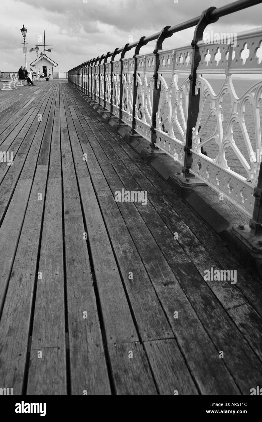 Sitting bench wrought iron fence hi-res stock photography and images ...