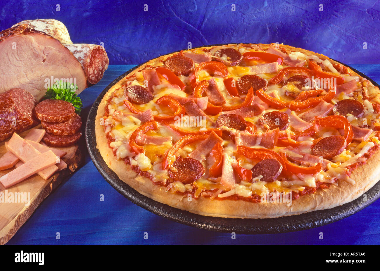 HAM AND PEPPERONI PIZZA Stock Photo - Alamy