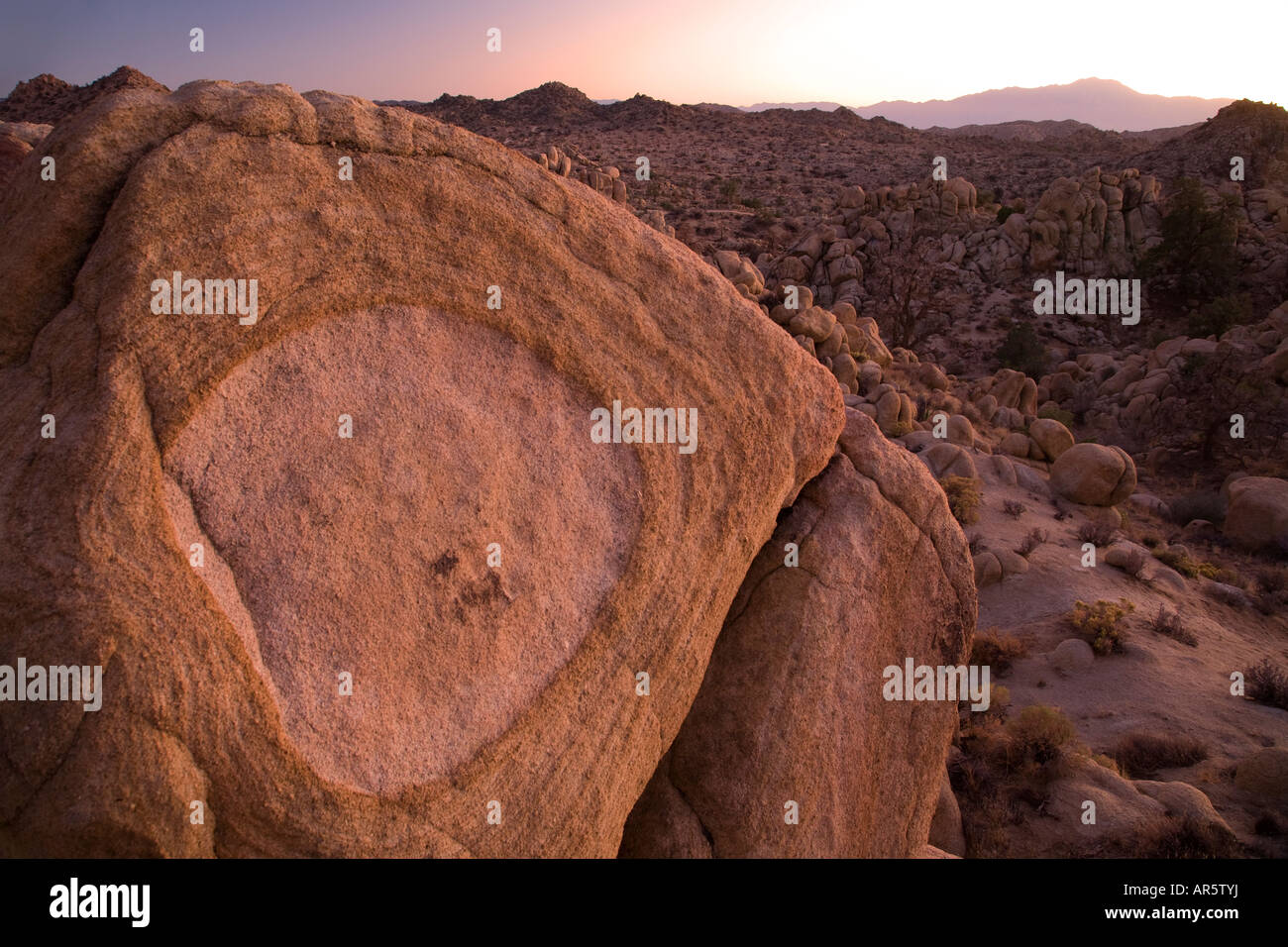 Mojave scenery hi-res stock photography and images - Alamy