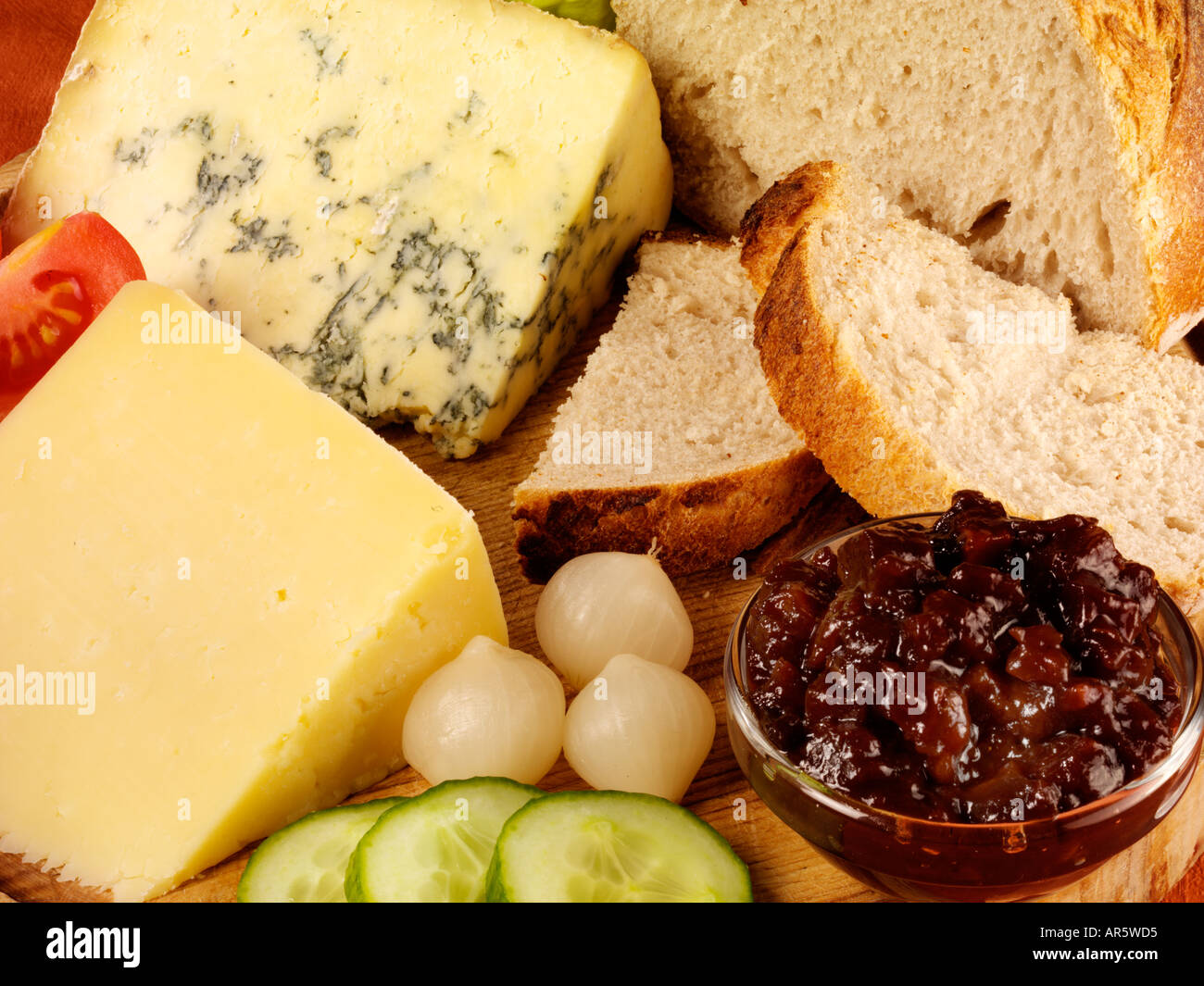 Ploughman's lunch hi-res stock photography and images - Alamy