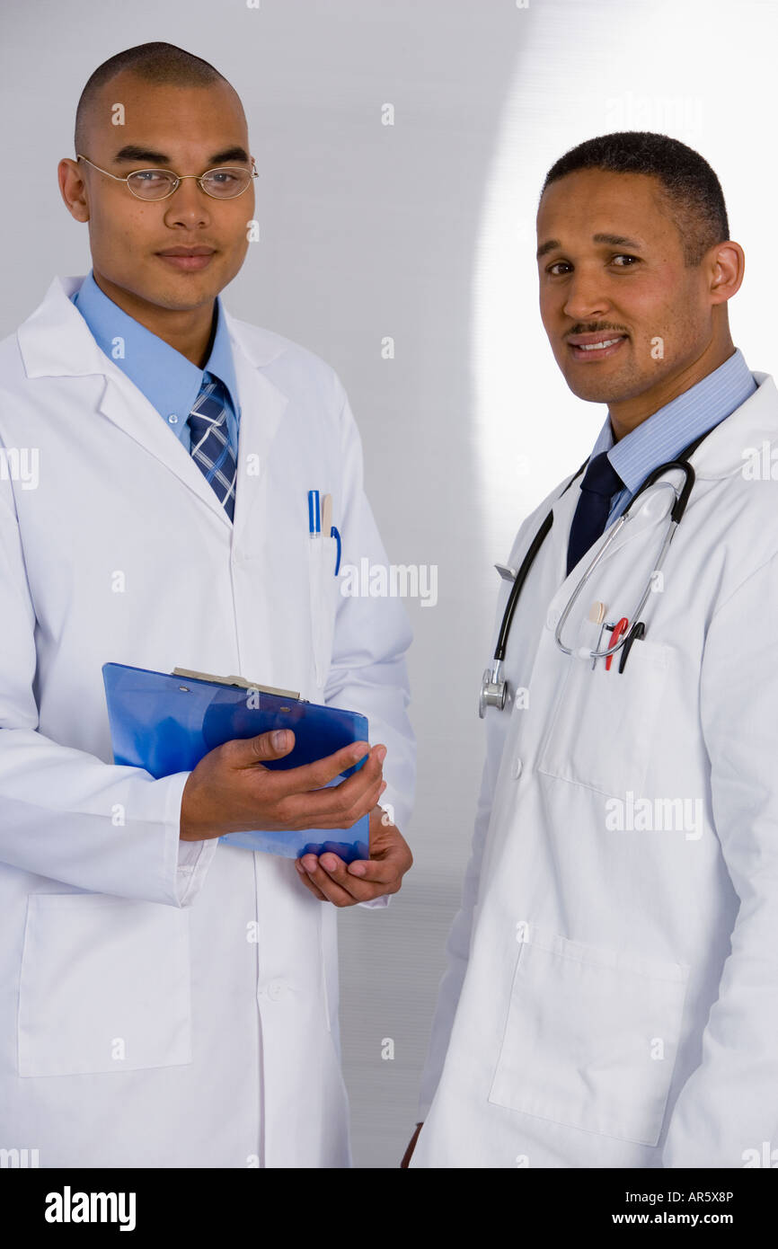 Portrait of multi-ethnic doctors Stock Photo - Alamy