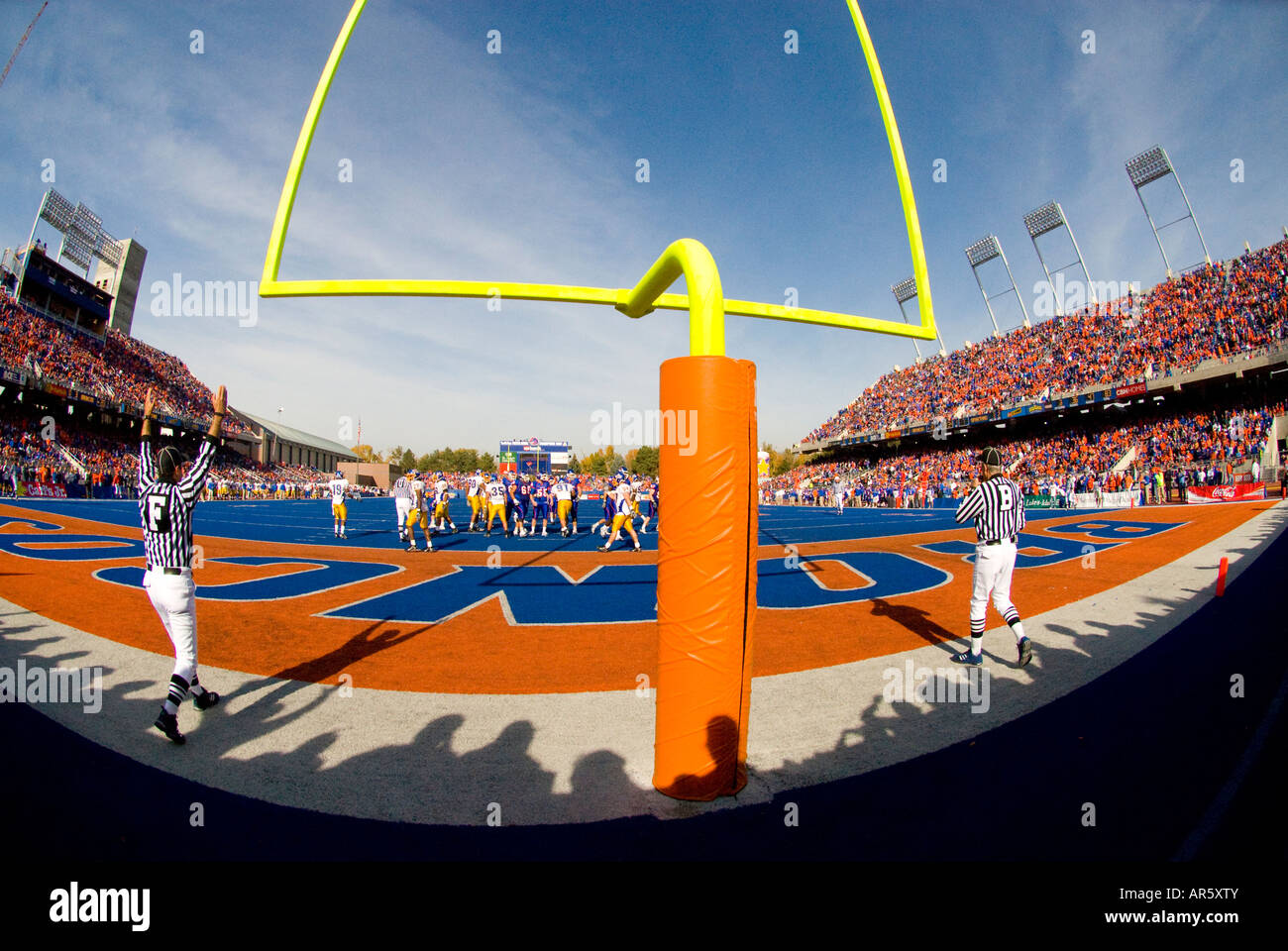 Idaho City of Boise Field Goal during Boise State University football ...
