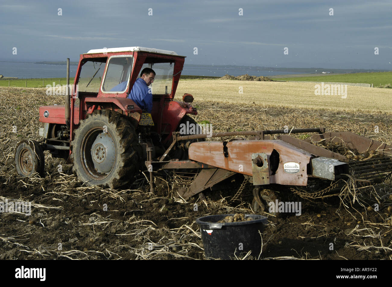Fair isle scotland village hi-res stock photography and images - Alamy