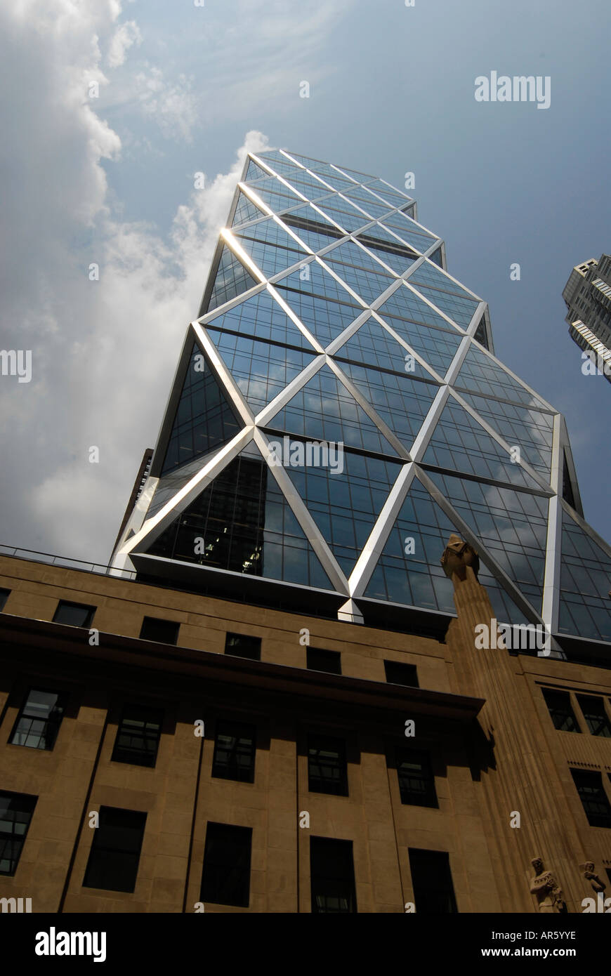 Hearst Building Headquarters of Hearst Publishing Corporation 959 Eigth ...