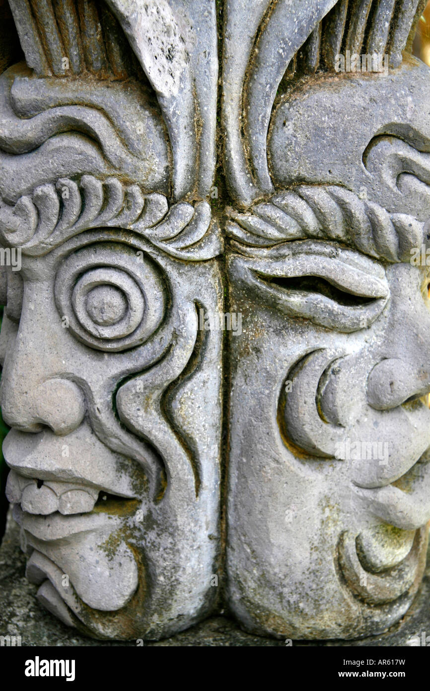 Sculpture two faced hi-res stock photography and images - Alamy