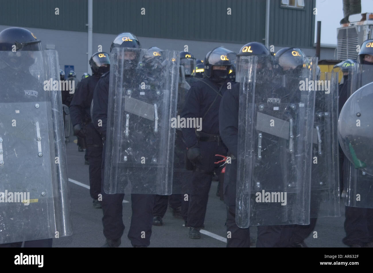 Metropolitan police public order training hi-res stock photography and ...