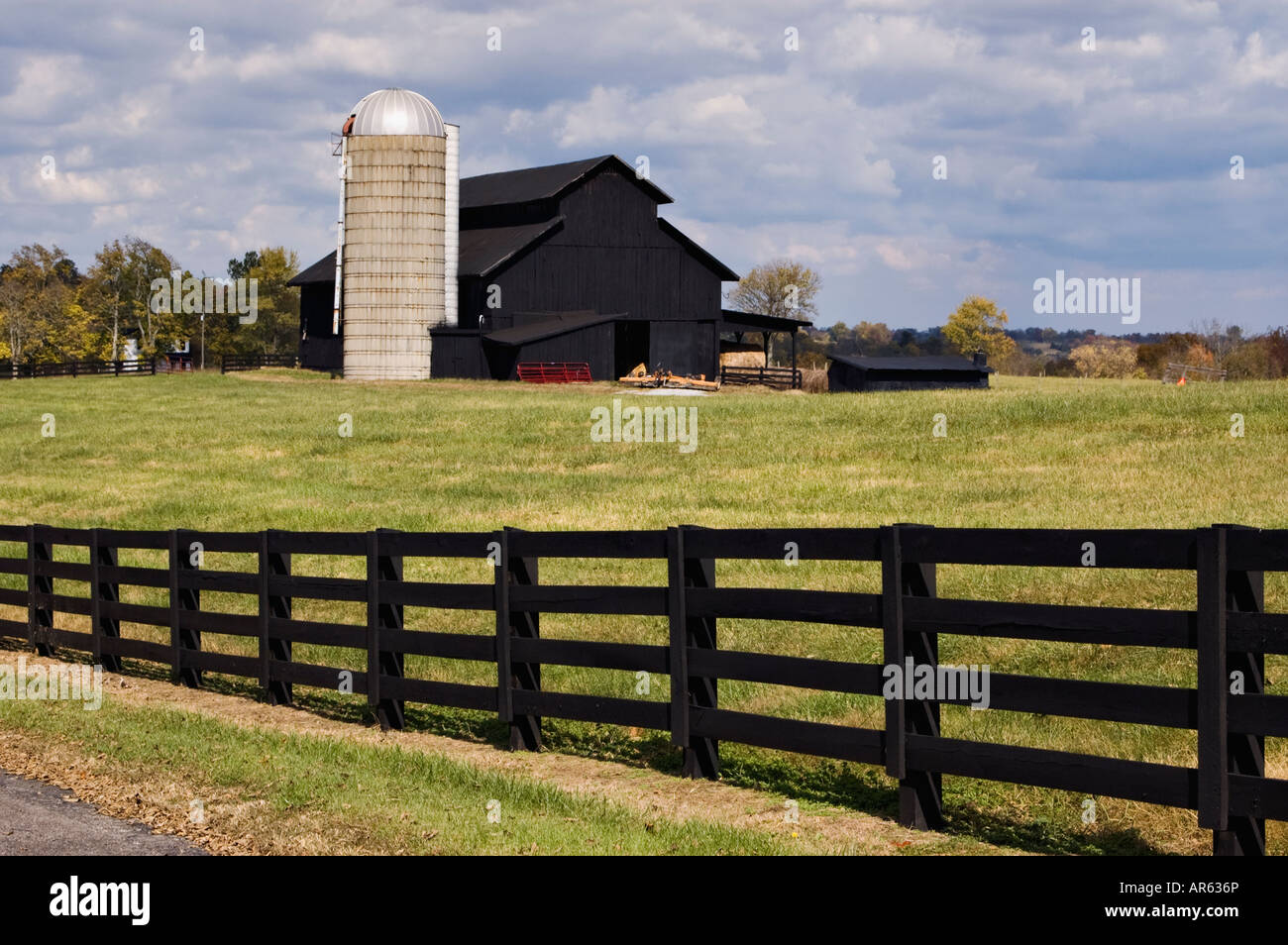 Black Barn and Fence with Silo Lincoln County Kentucky Stock Photo - Alamy