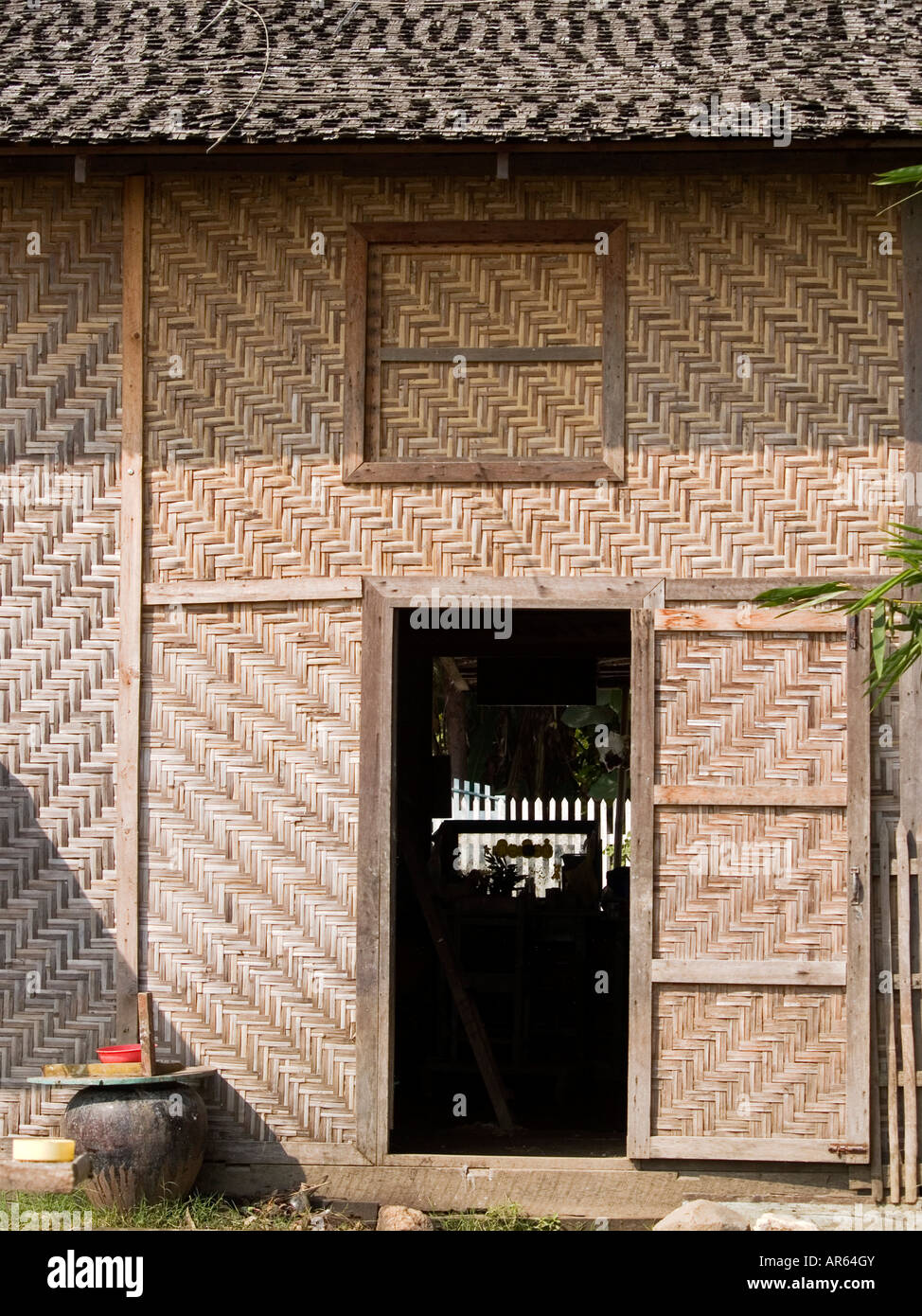 Traditional burmese house hi-res stock photography and images - Alamy
