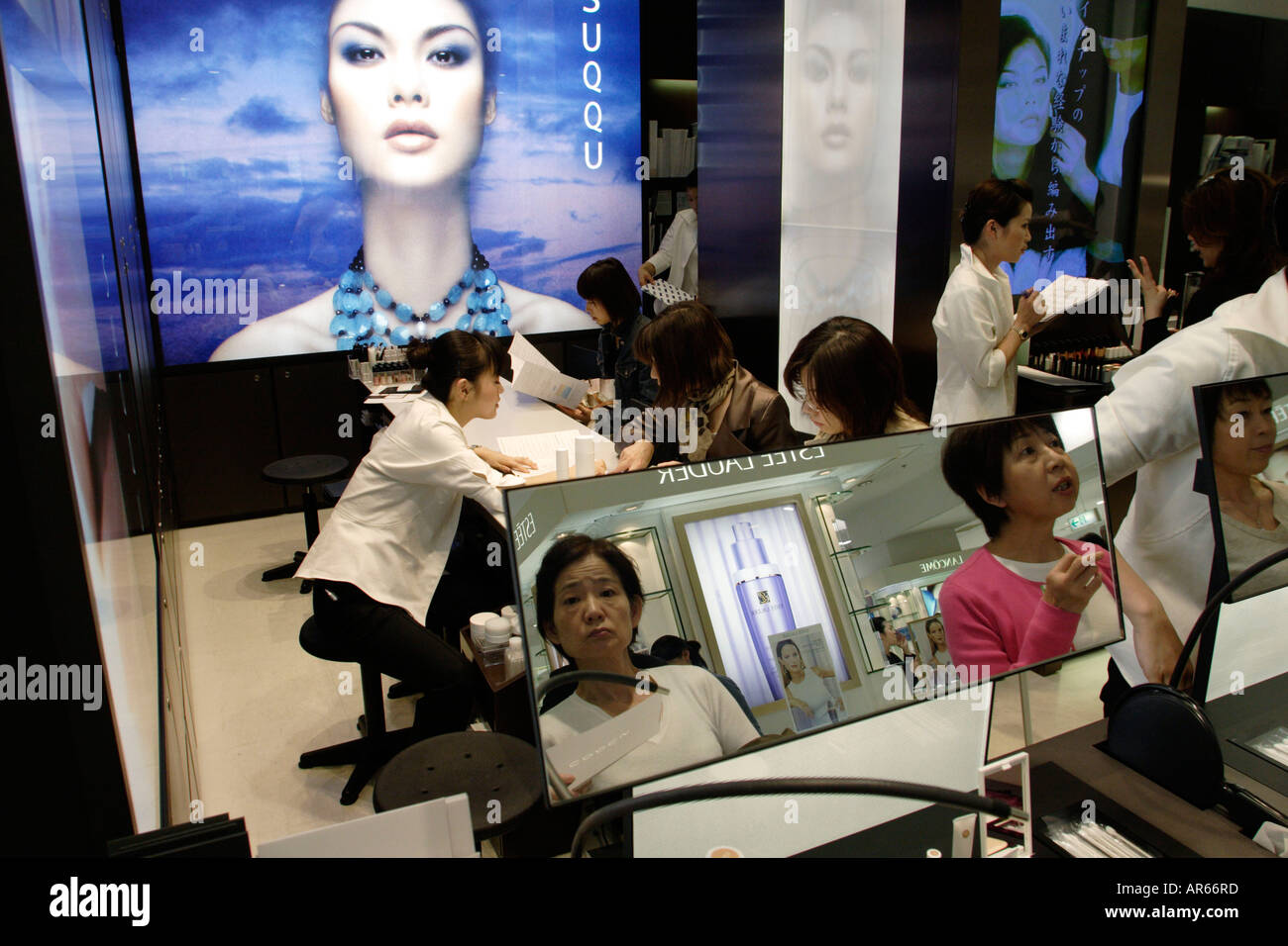 Isetan Department Store, perfumes store on the ground floor, East ...